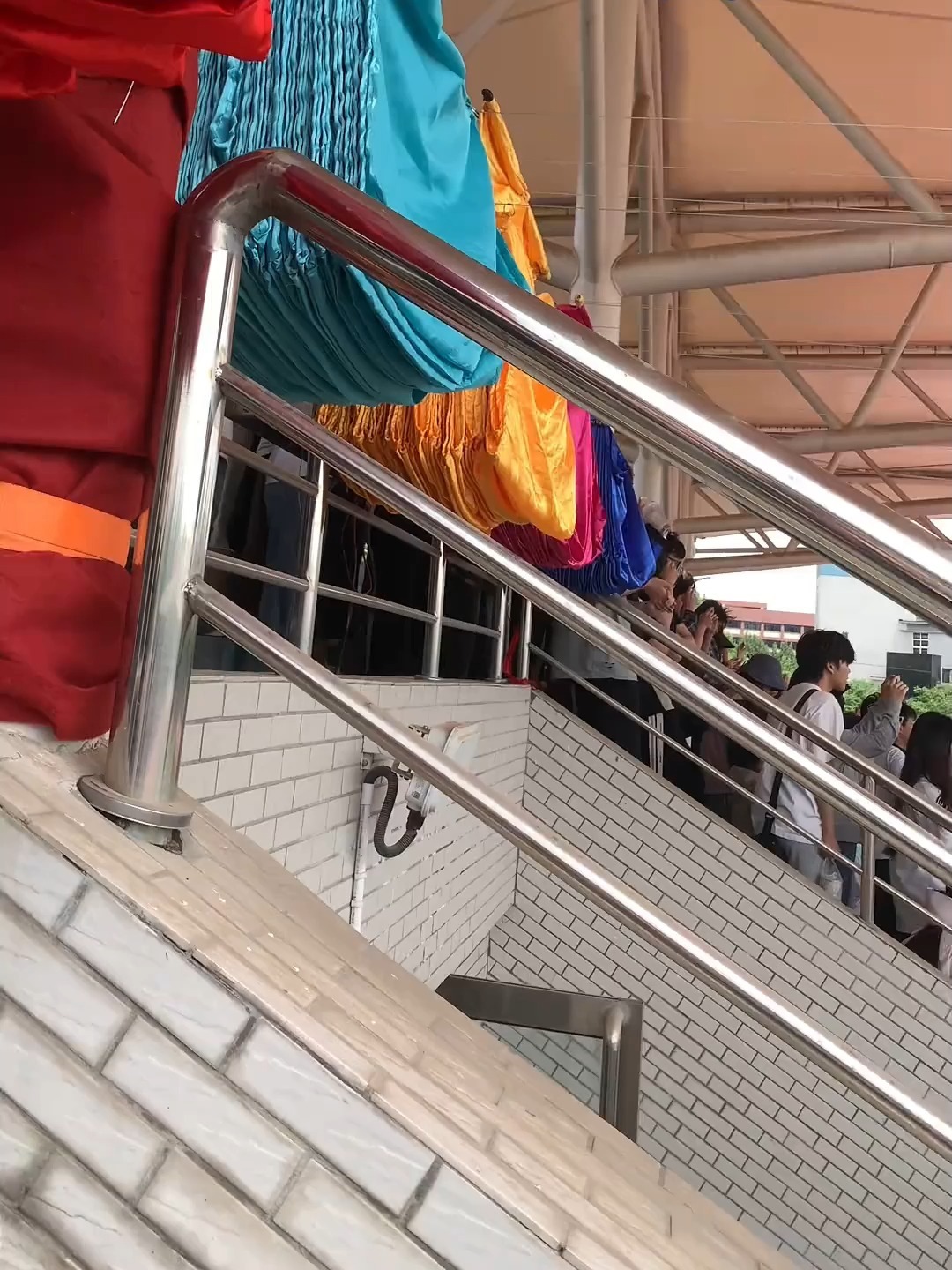 运动会开幕式什么时候进化成这样了,"这种不用抽签我也会去看"