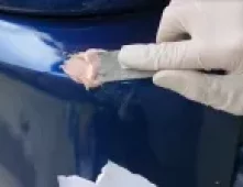 补汽车划痕只能去修车厂?准备好这些工具,在家也能做汽车喷漆