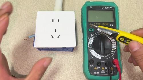 零火线漏电不会测?学会这个方法,就算没万用表也能测,现场教你