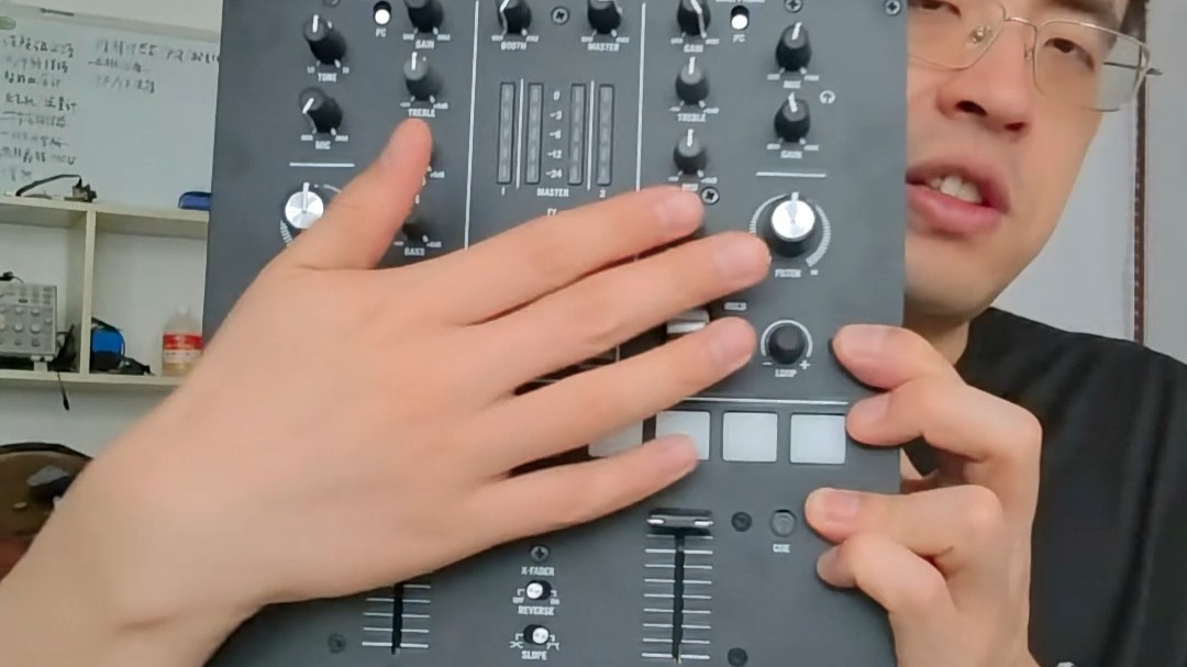 说Numark Scratch专坑新手?价格决定产品定位!