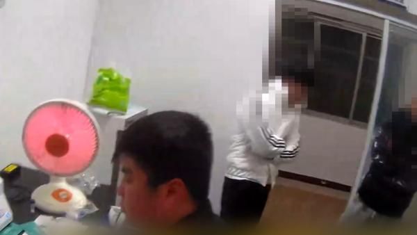 吸毒男子好奇戒毒工作流程,陪毒友到派出所被抓