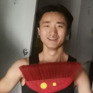 王二狗与虎牙妹 