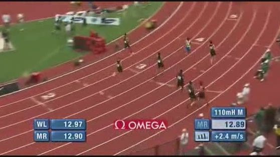 刘翔110米跨栏夺冠一刻,载入中国田径史册!