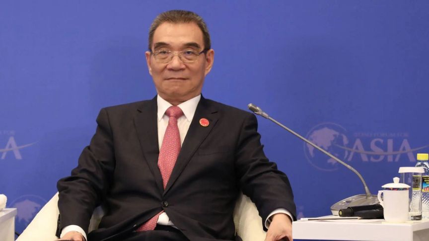 专家:中国经济总量早晚是美国两倍,.