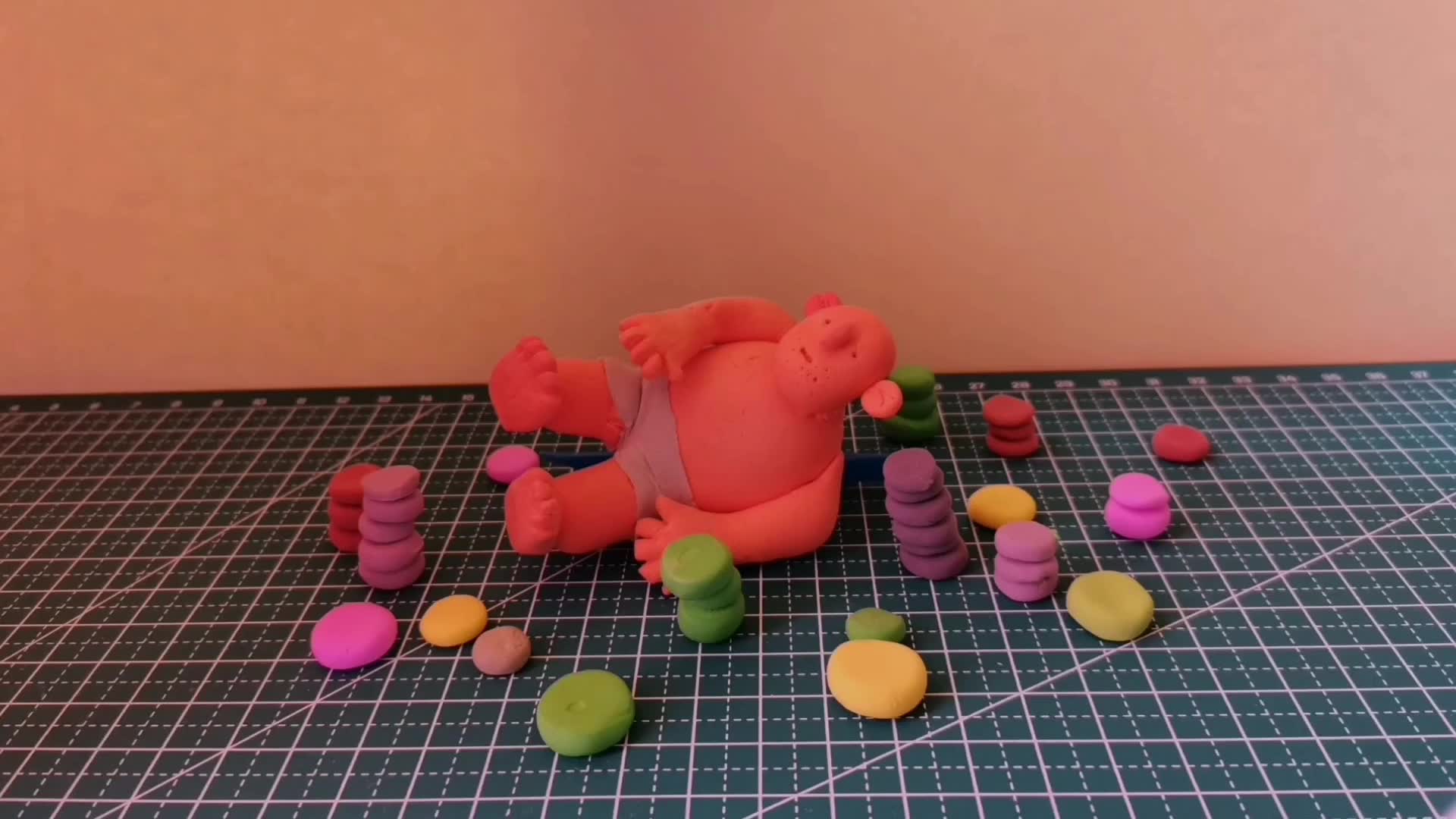 【仿·超萌创意黏土动画】→我有一个学动画两年半的专科朋友