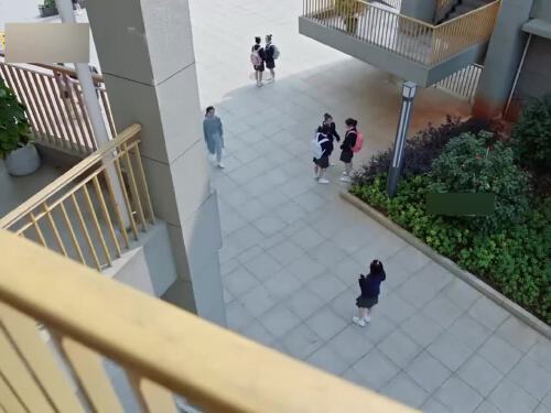 妈妈翻出儿子偷画的秘密画本,打开瞬间泪崩了!