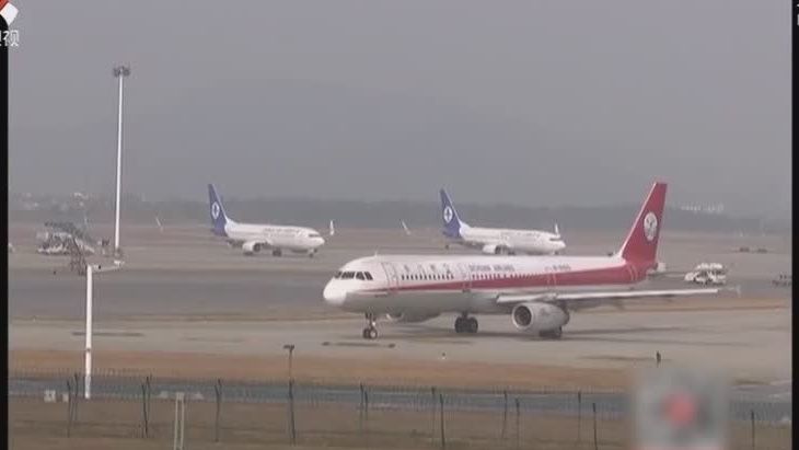 在飞机上可以用手机了,开启手机“飞行模式”