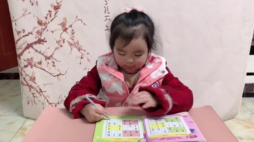 3岁11个月 挑战六宫格数独 数独