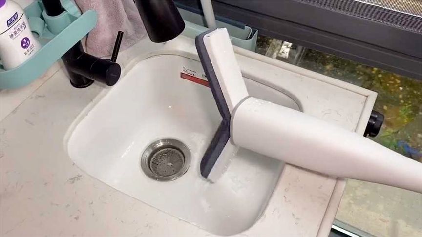 造型超好看的海绵拖把,免手洗推拉挤水,什么地面都能拖干净