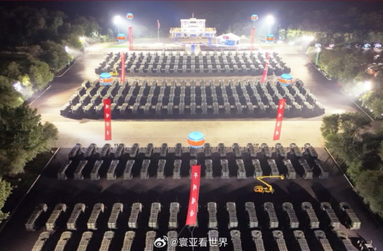 主体向38线一线部队移交250套战术导弹系统