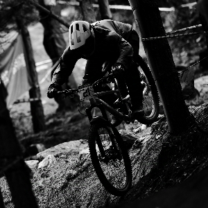 什么都玩的修车师傅 