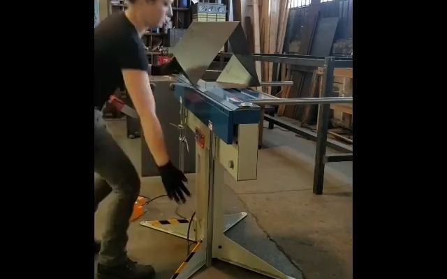 折弯机 气动折弯机手动钢板折边机 台式不锈钢折弯机 脚踏折弯机