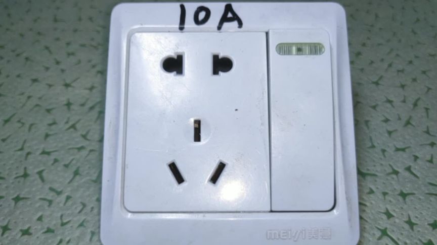 3KW热水器该用多大插座?10A还是16A的?老电工手把手教给你