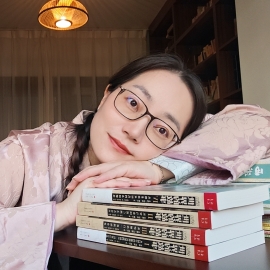 语文老师吴小轶 