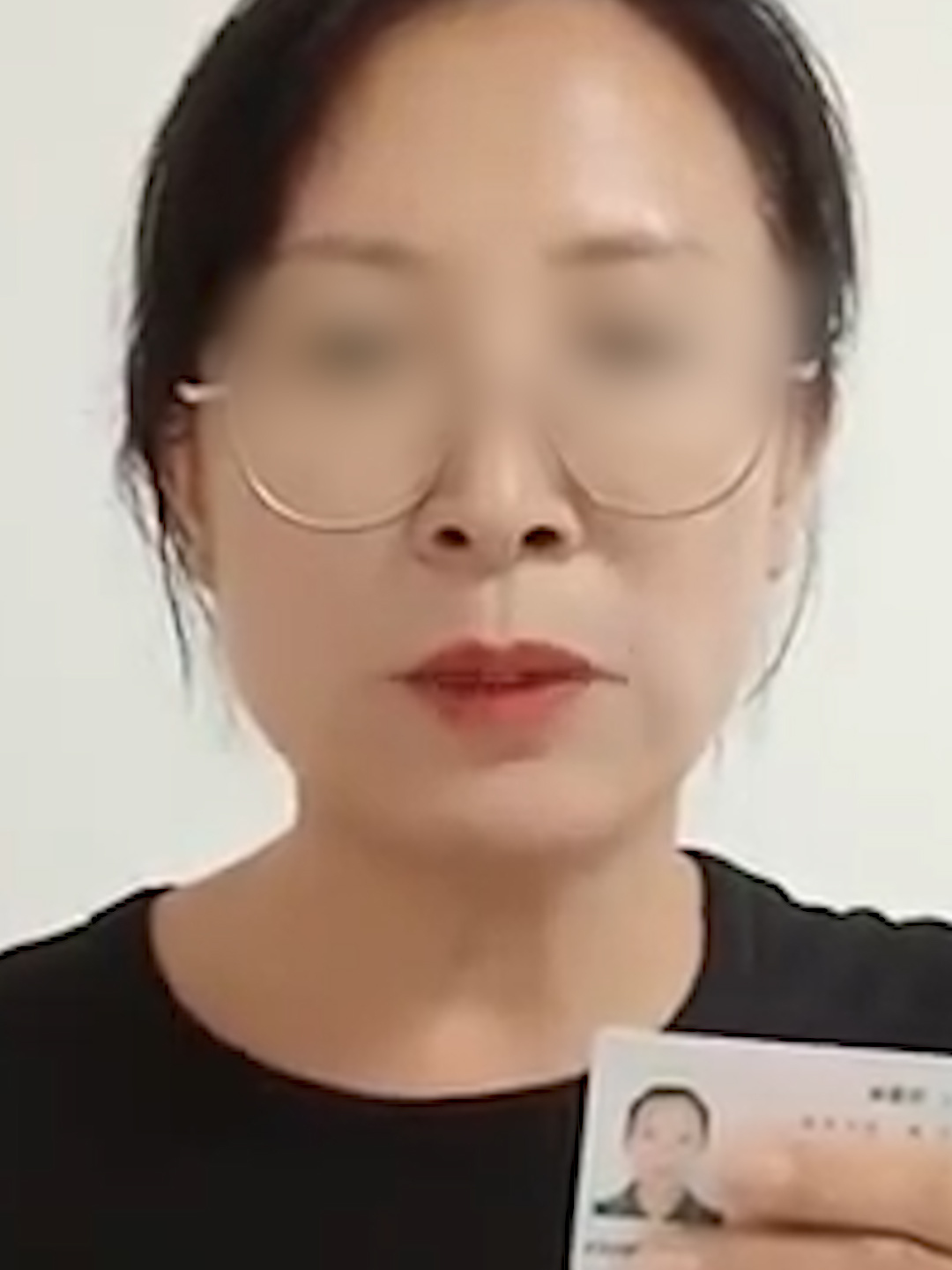 伪造档案给子女安排工作,一民政局原副局长被举报,民政局:已被双开