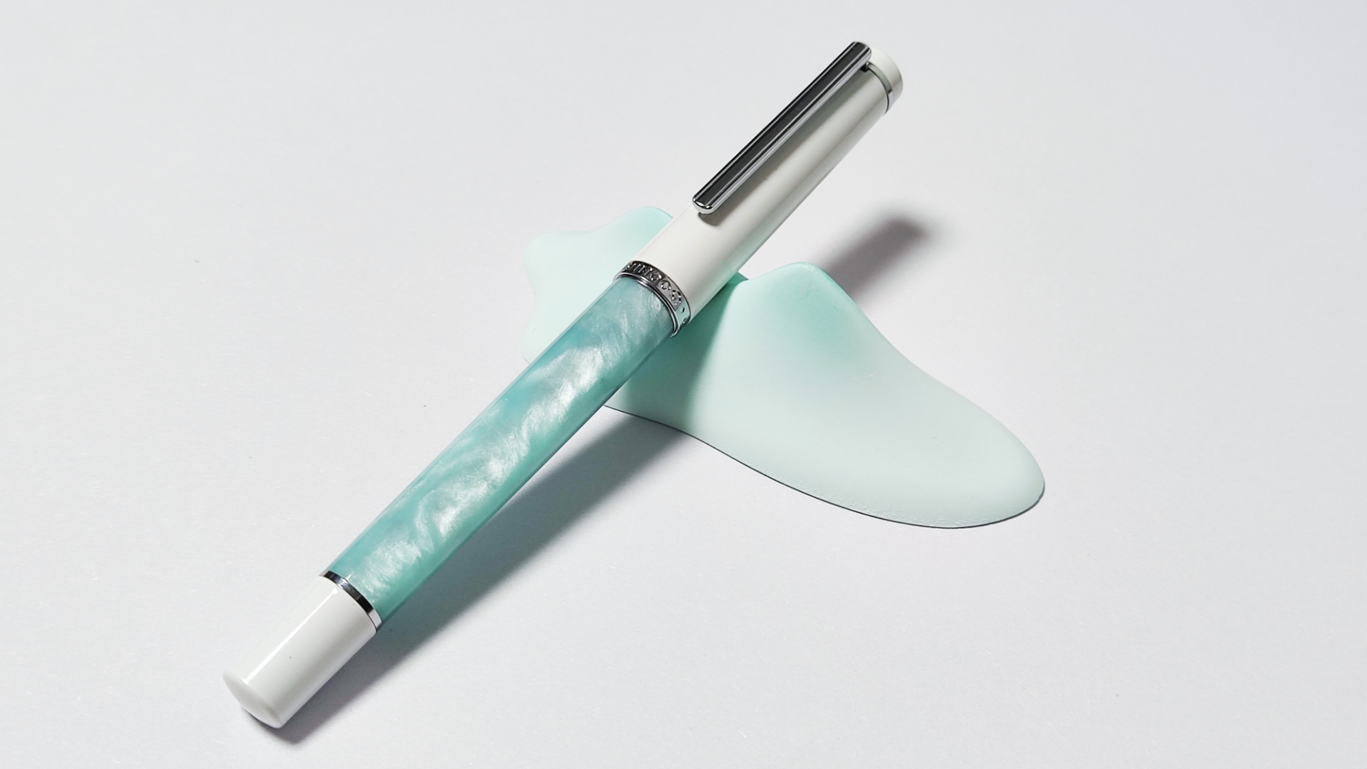 【好笔推荐】25年开年以来,最喜欢的笔!‖高颜值钢笔‖里莜 竹影浮光