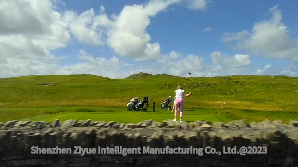 爱尔兰蓝天白云草地windows xp开机画面