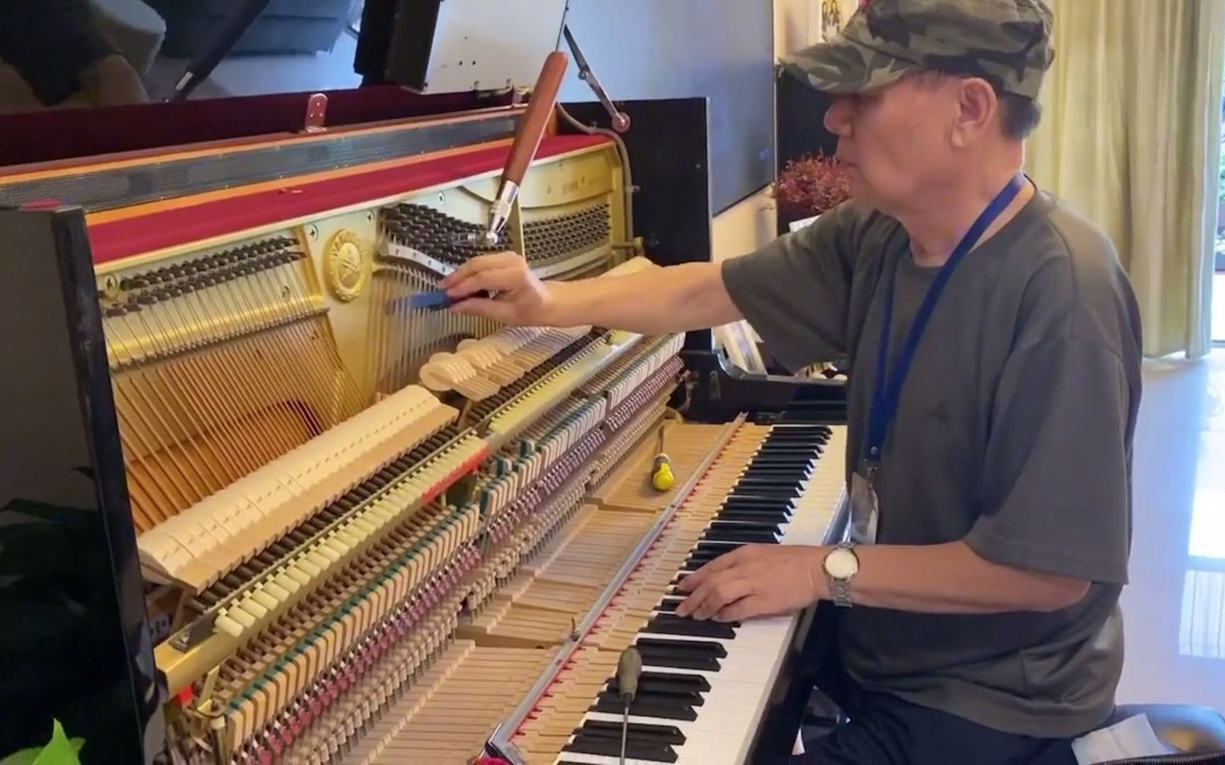 【调音师】有一种职业叫:钢琴调音师,你喜欢这个职业吗?