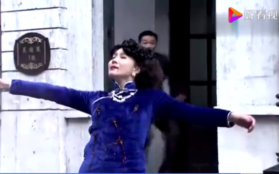 性感旗袍美女被鬼子乱枪打死,可惜了这么漂亮的美女
