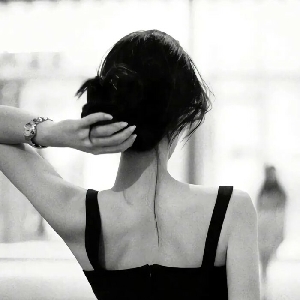 青梅煮酒不加糖呢 