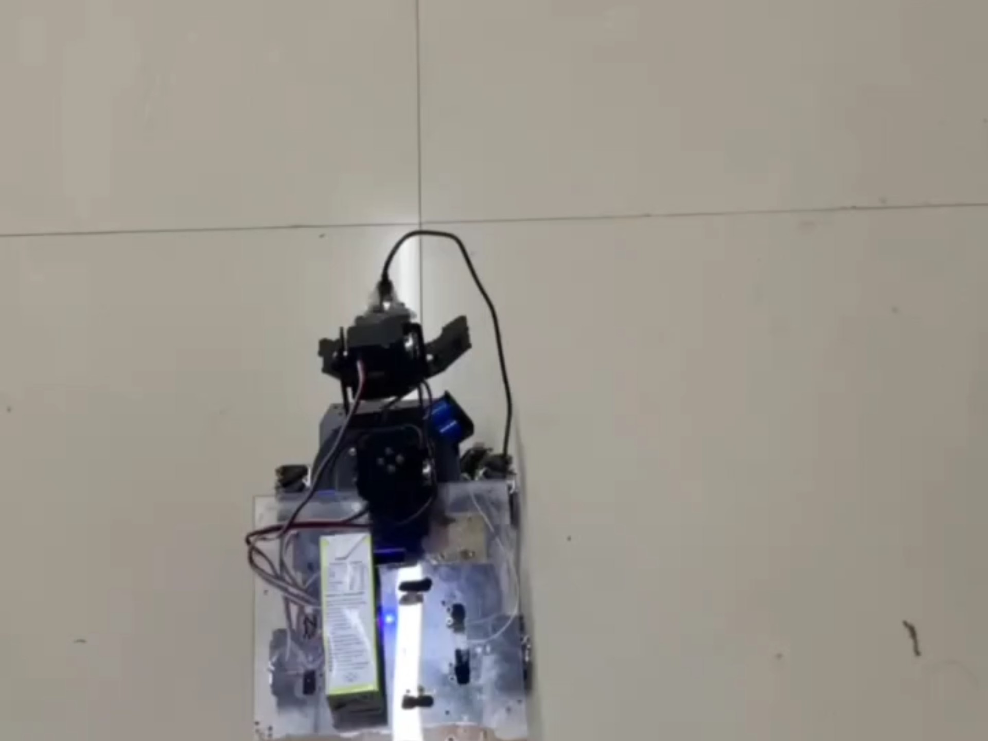 stm32+esp32cam+6自由度机械臂的智能送货机器人 毕业设计