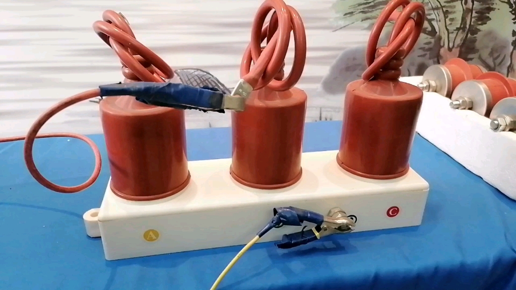 过电压保护器的参考电压如何进行测试?