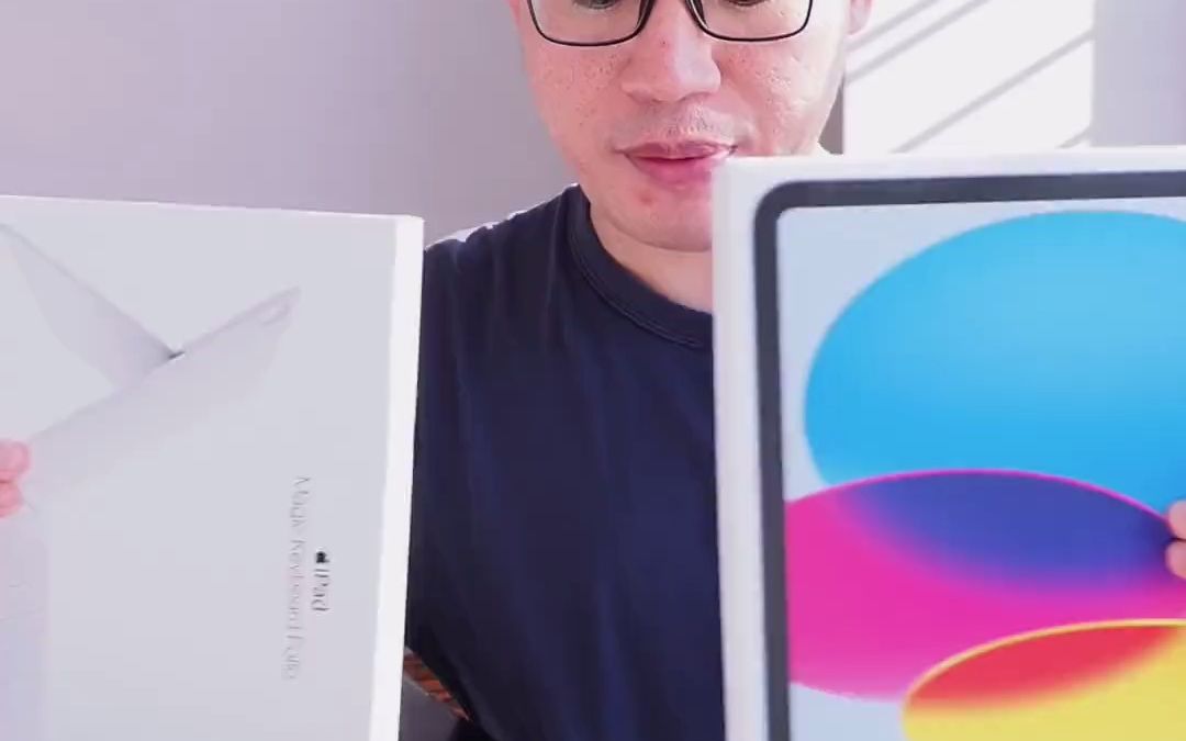 苹果新品平板第10代 iPad 首发开箱测评!