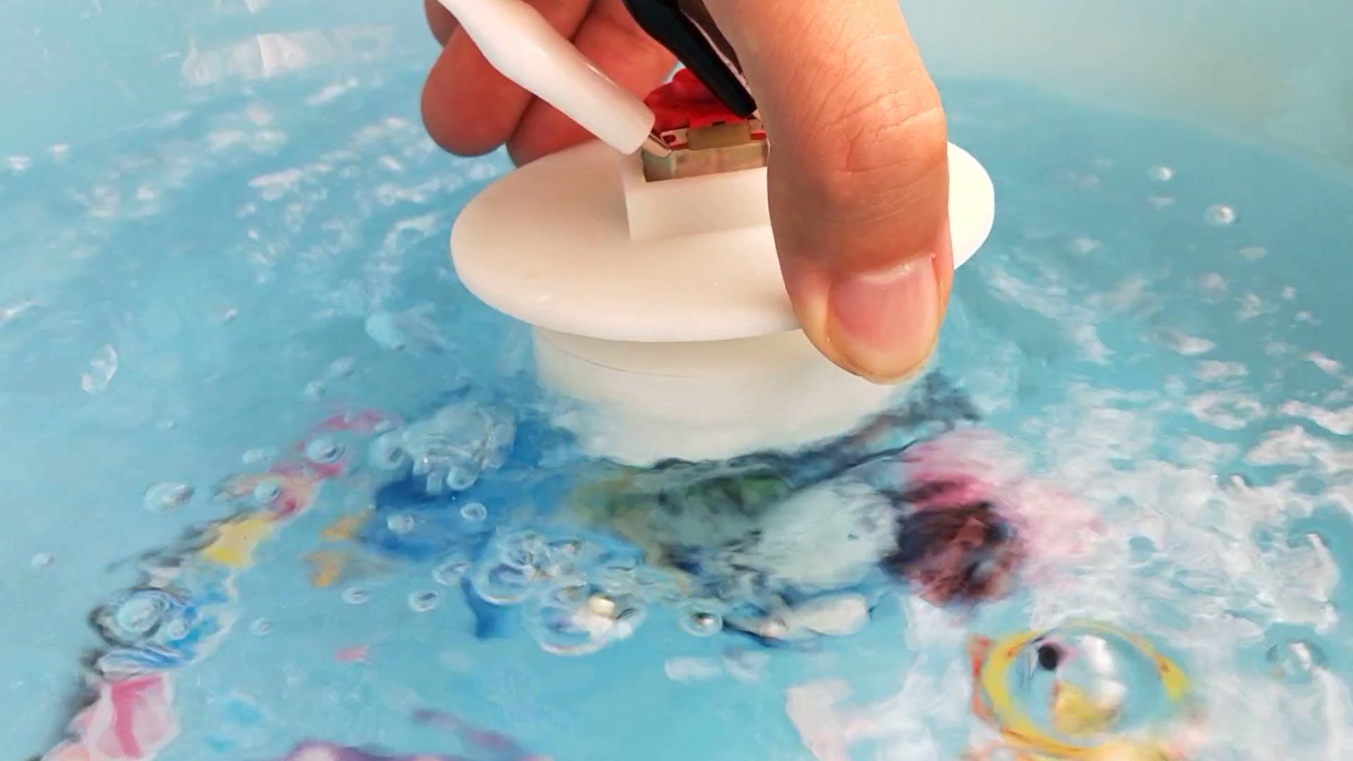 【涡轮搅拌机的对比试验】---现有后倾涡轮和新型主动式涡轮的对决→