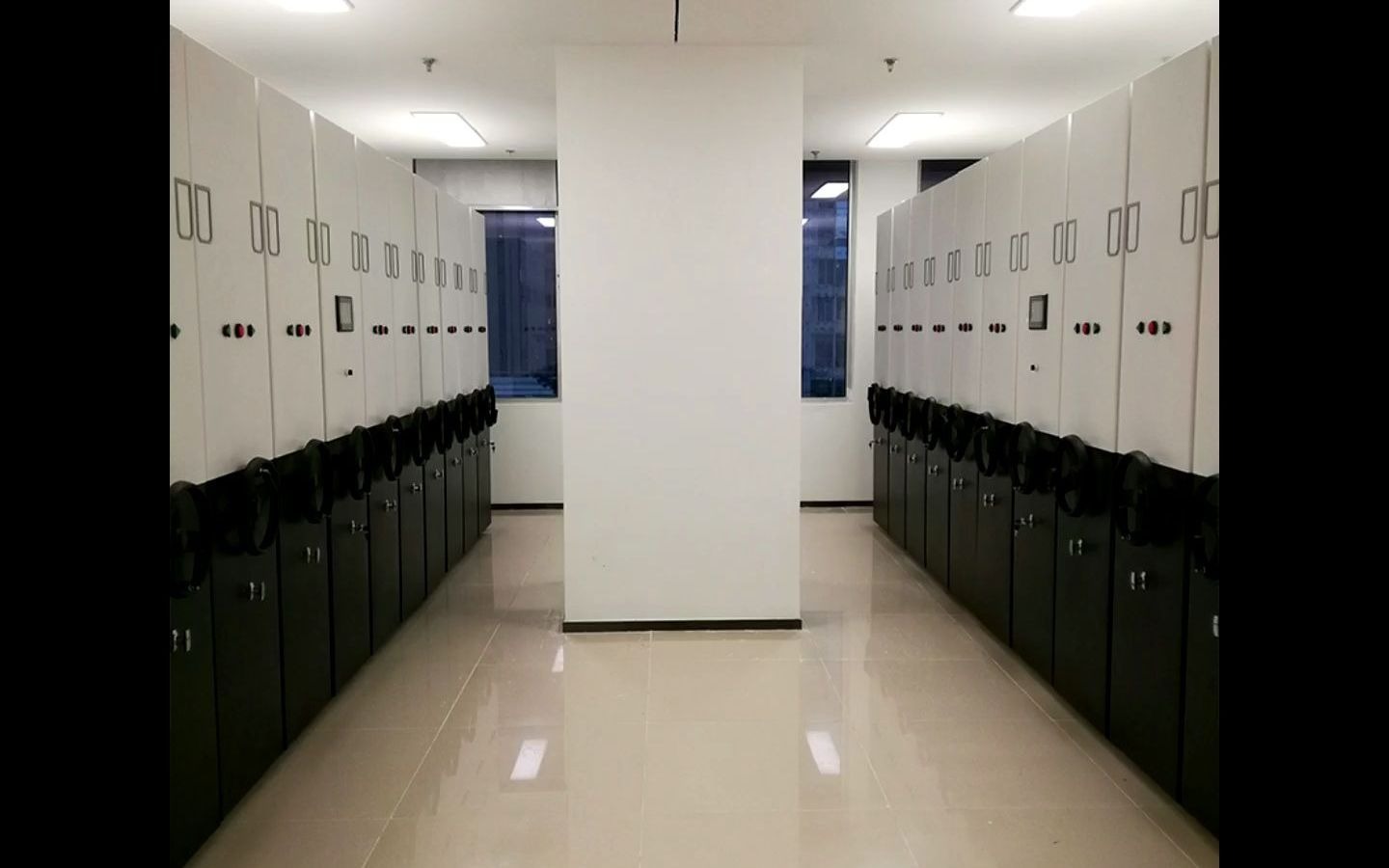 花都集团智能密集架生产厂家、档案密集架生产厂家、密集架厂家