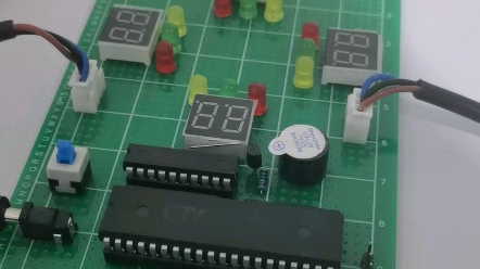 基于51单片机的红绿灯系统