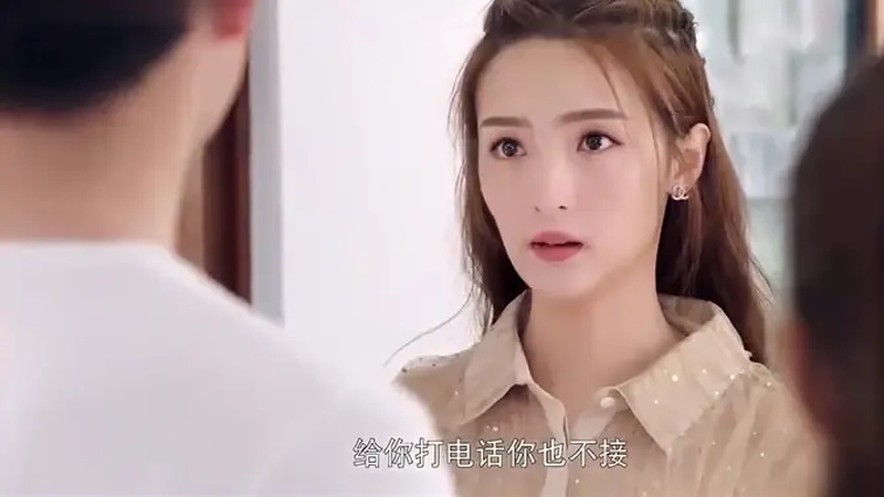 奈何BOSS要娶我:心机女喜欢总裁十年,如今却与灰姑娘闪婚,崩溃