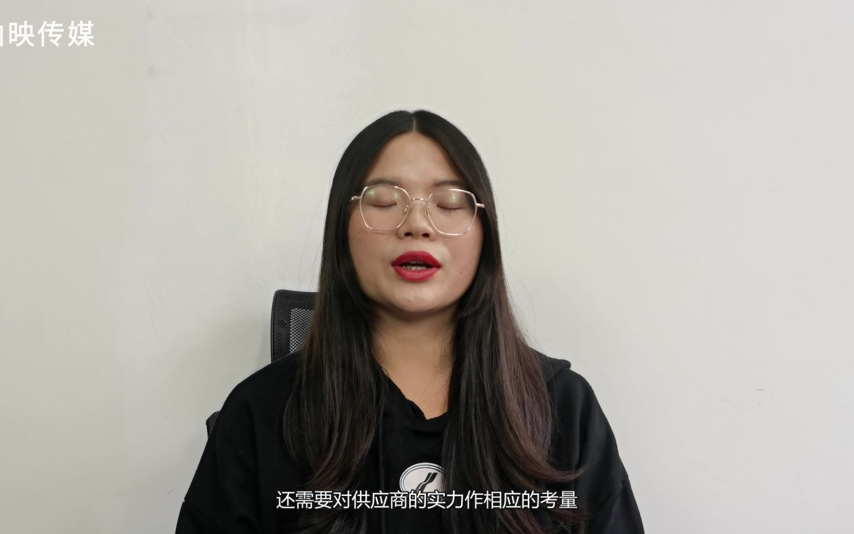 铂映传媒介绍外贸企业把拍摄好的宣传片 在展会上播放有什么好处