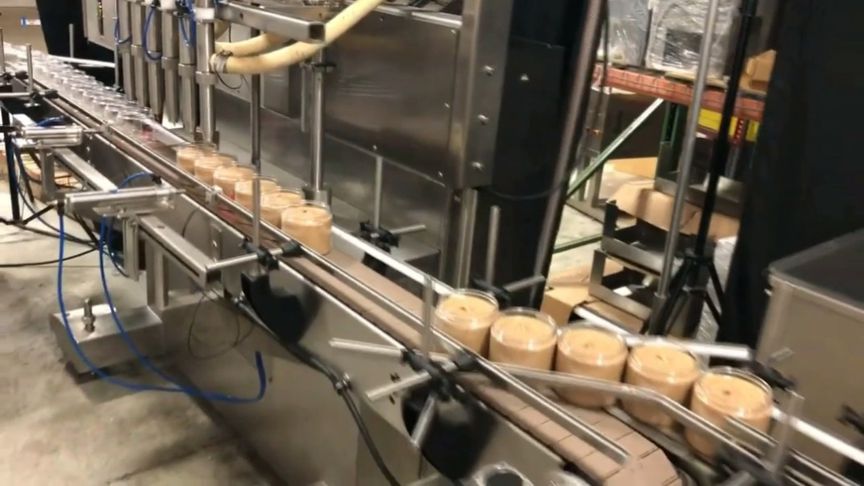 食物生产过程中,从装瓶到贴标签没有人工在场,食品安全有保障