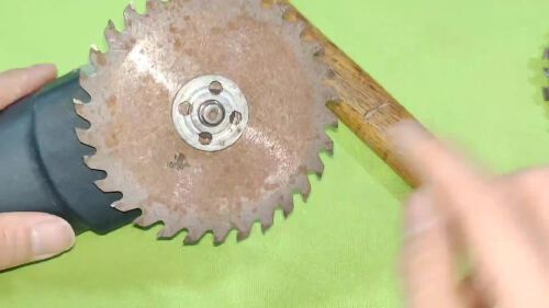 角磨机切木头有多恐怖?血泪教训告诉你,这个错误千万别犯!