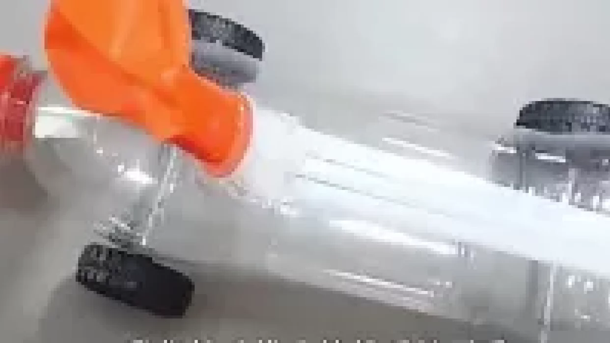 自己就能制作动力车,使用橡皮筋和塑料瓶就能制作,再也不怕宝宝在家...