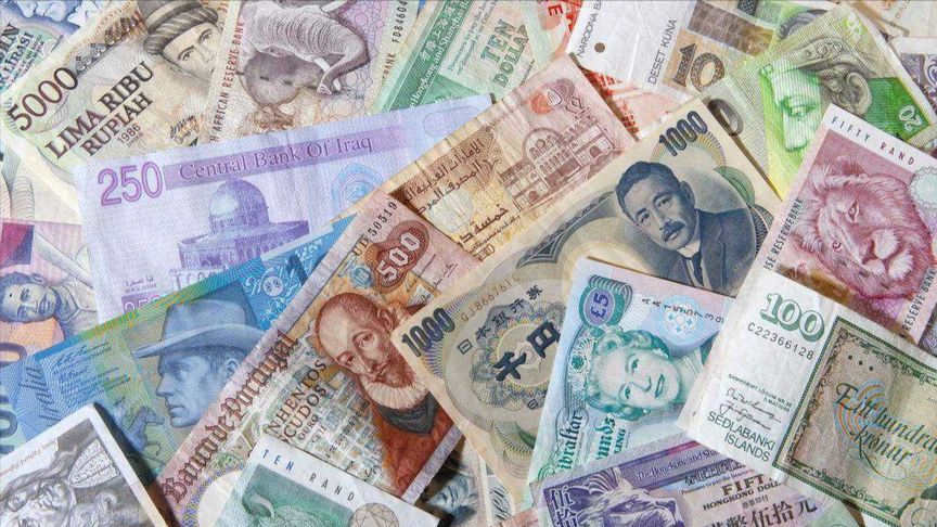 美元指数震荡微跌,中国公布最新外汇储备情况,4月份小幅上升