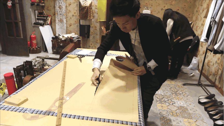 超实用的旗袍裁剪图绘制小技巧,没有复杂的公式,新手一看就学会