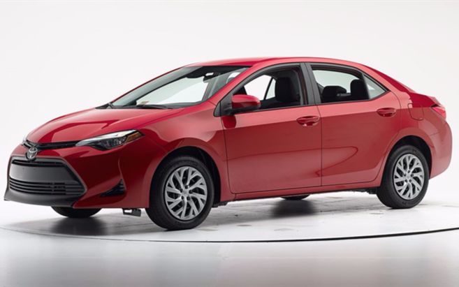 2017款 丰田 卡罗拉 美国公路安全保险协会碰撞测试 25%正面偏置...