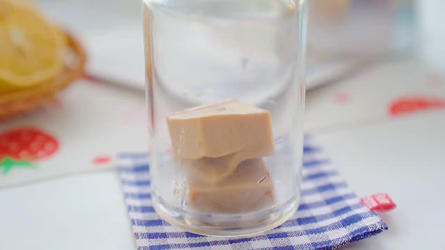 咖啡泡牛奶,这样做非常好喝
