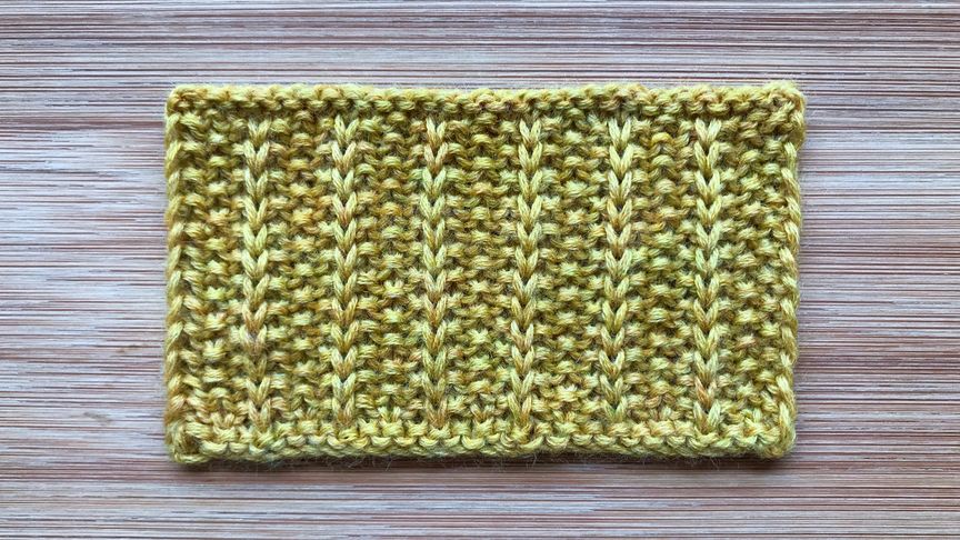 一款棒针竖纹花样,只有上下针和滑针,给男士织围巾很帅气