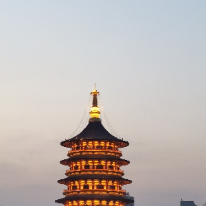 别急让我读个档 