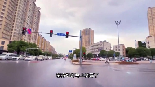 倔强的特斯拉,必须给你上一课道路千万条安全第一条交通事故他趣app