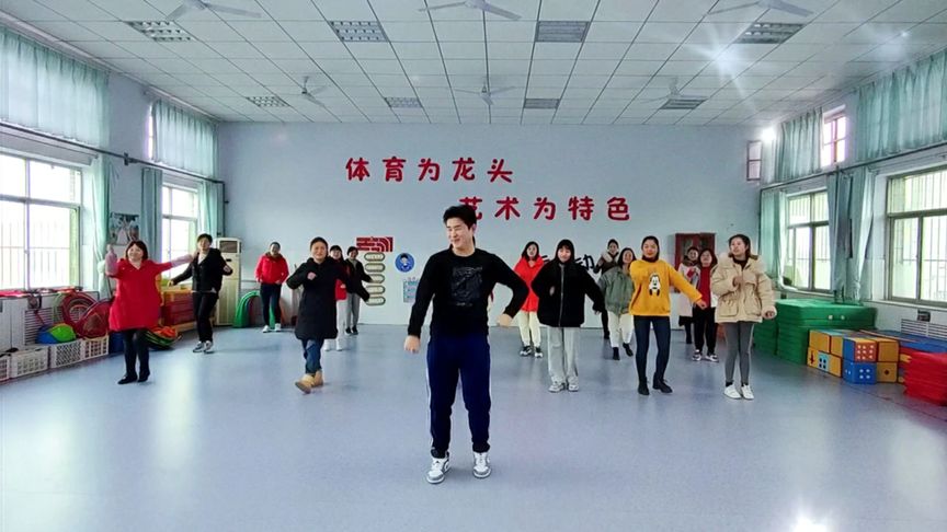 幼儿舞蹈《哇嘎哇嘎》