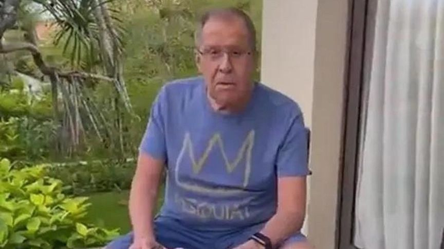 俄媒称拉夫罗夫回应"戴苹果智能手表用苹果手机":手表是华为的