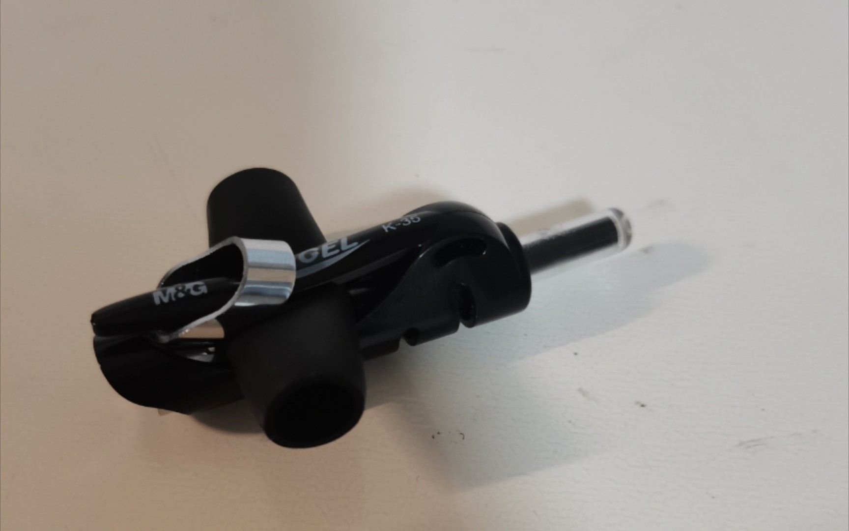 用常见的笔做一把枪ߔ