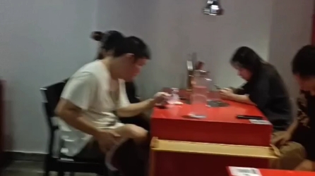 天河区东圃珠村韩式自助烤肉店排油烟机碳火排烟管道制作安装