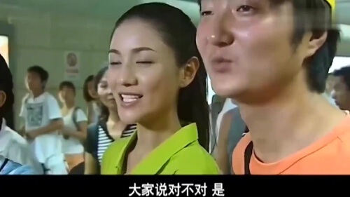 残疾人没残疾证,被检票员刁难,退役武警怒说,你有人证吗