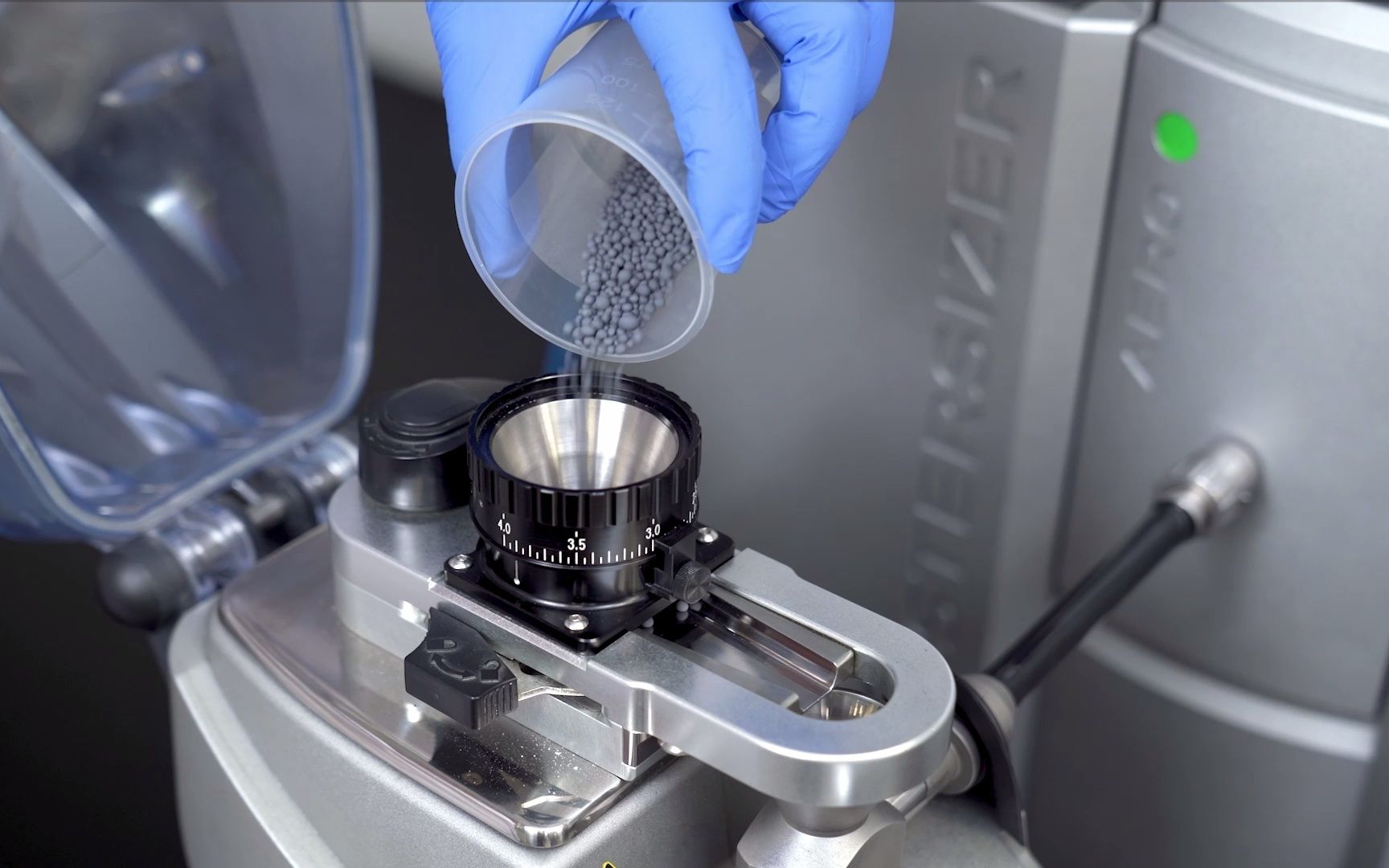 使用Mastersizer3000激光粒度仪测试超大颗粒粒径的多晶硅原料