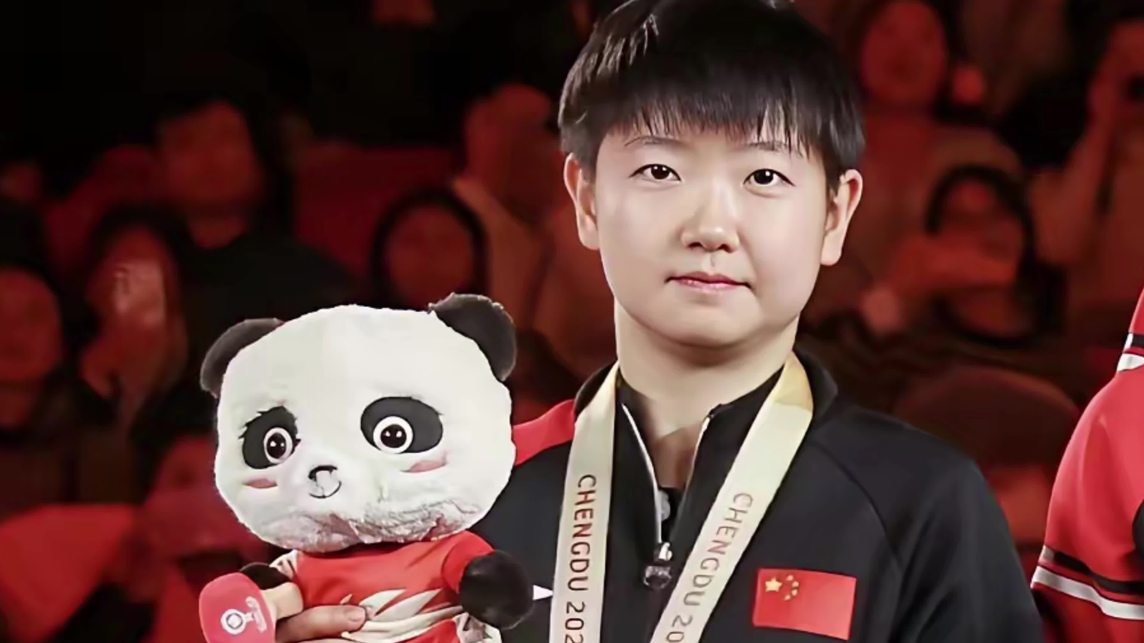 出战24局全胜!孙颖莎为何颁奖典礼站角落#孙颖莎 #国乒 #正能量 #小...