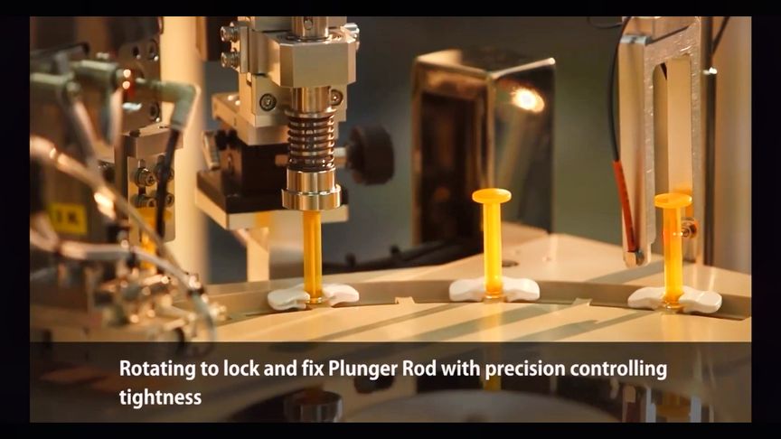 预灌封注射器自动灯检、上助推器、拧杠。